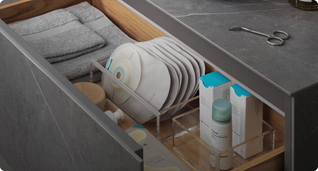 Clinifix® Universal Hydrocolloid Securement Device | CliniMed